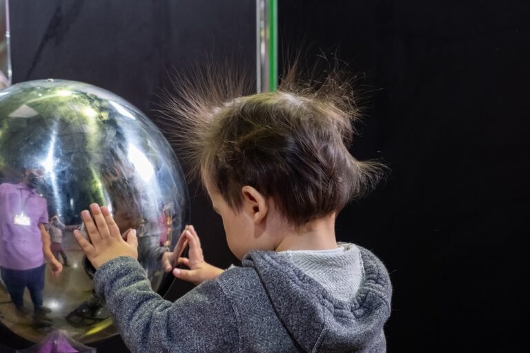 Hair-raising Hijinks: Understanding Static Electricity - e-estidotmy